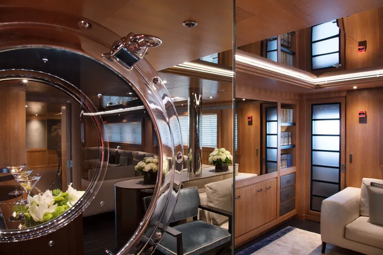 BEATRIX yacht for charter (50m, 2015)